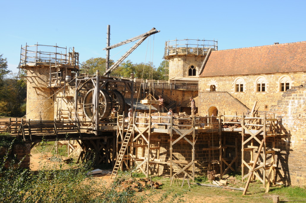 Florence Campenon | Guédelon : un château médiéval en construction ...
